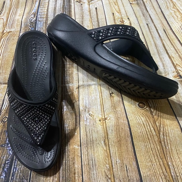 CROCS | Shoes | Crocs Black Monterey Shimmer Sequin Wedge Sandals Flip ...